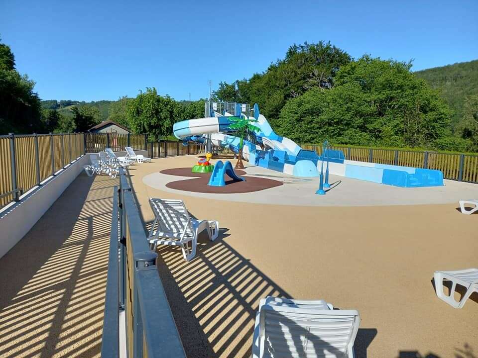 Camping Paradis La Gineste - Réservez vos vacances dès maintenant