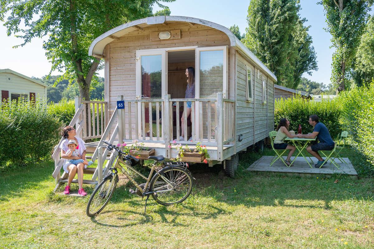 Camping Paradis La Promenade - Réservez vos vacances dès maintenant